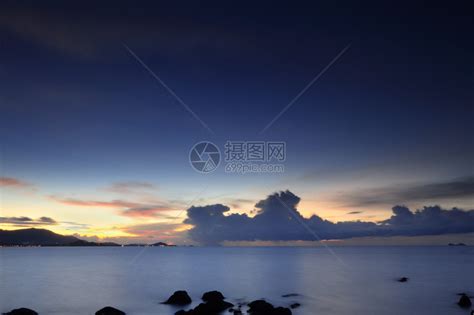 戏剧惊人云彩和日落天空长时间曝光技术高清图片下载 正版图片507099998 摄图网
