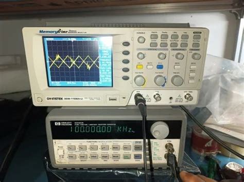 Rf Signal Generator Arbitrary Waveform Generator At ₹ 55000 Number Signal Generator In New