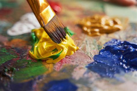 미술 치료와 신경과학 Ptsd 극복을 위한 새로운 시각