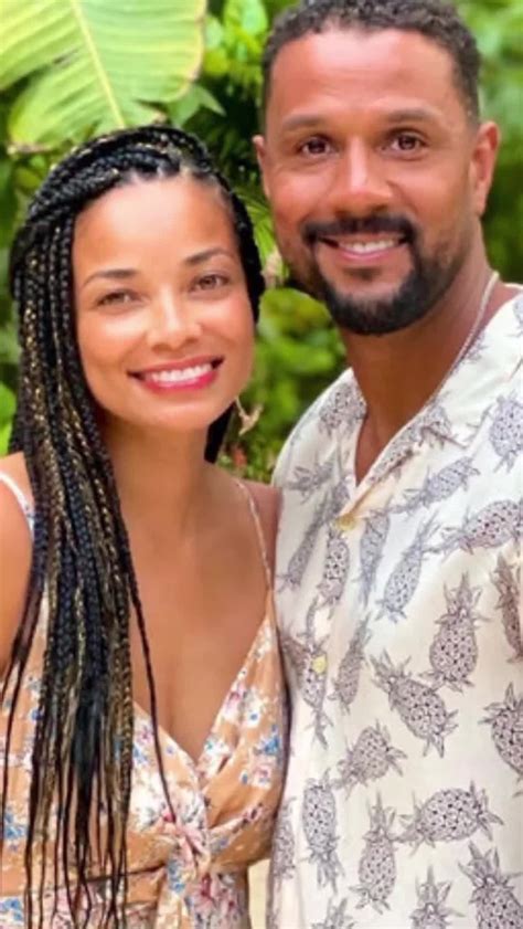 Rochelle Aytes Husband Rochelle Aytes And Her Husband C J Lindsey Have