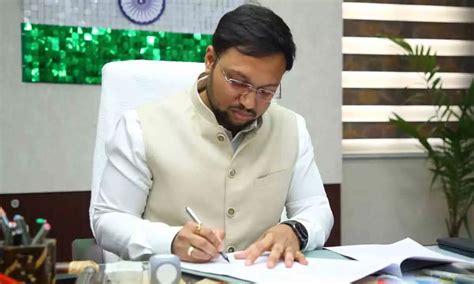 Wanaparthy Tejas Nand Lal Pawar Takes Over As Dc