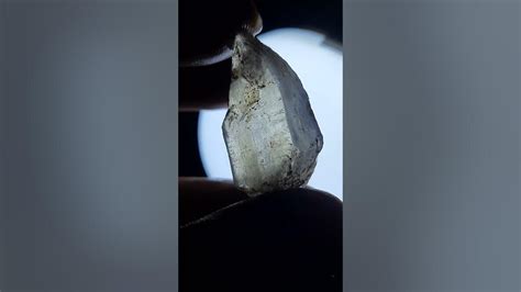 천연 암석 크리스탈 석영의 매우 아름다운 거친 자연석 하얀 돌 Youtube