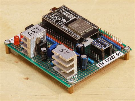 Фото шилда для Esp32