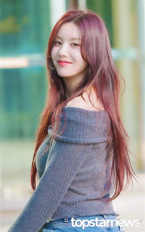 권은비 함께 가자 루비 권은비의 영스트리트 출근길 [hd포토] 네이트 연예