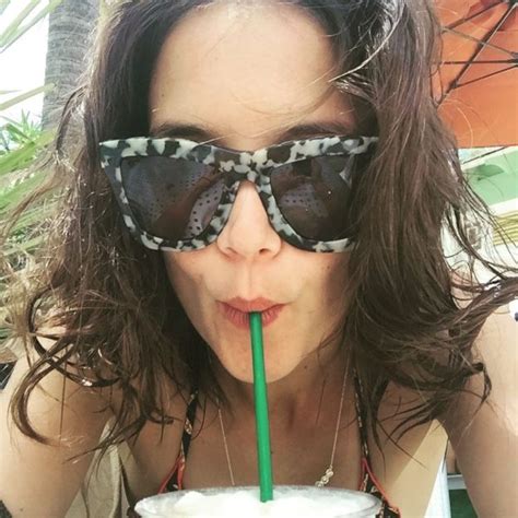 Katie Holmes Sexy 20 Photos The Fappening Katie Holmes Sexy 20 Photos The Fappening