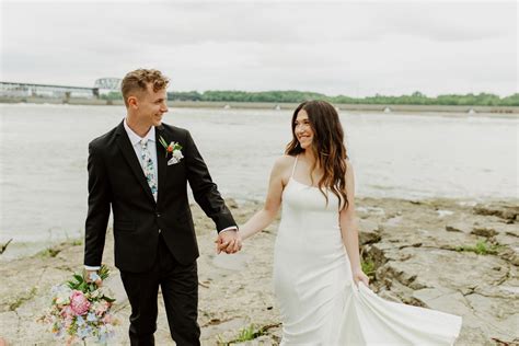 Callie Tylers Jeffersonville In Wedding — Kentucky Bride Magazine