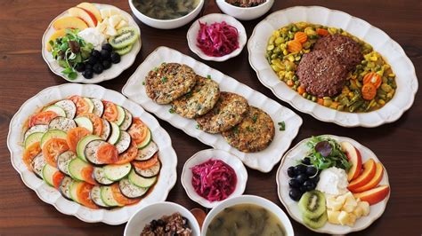 비건으로 차린 남편 생일상 메뉴 6가지 들깨미역국 카레함박스테이크 두부완자전 라따뚜이 요거트과일 샐러드 서리태콩밥 Youtube