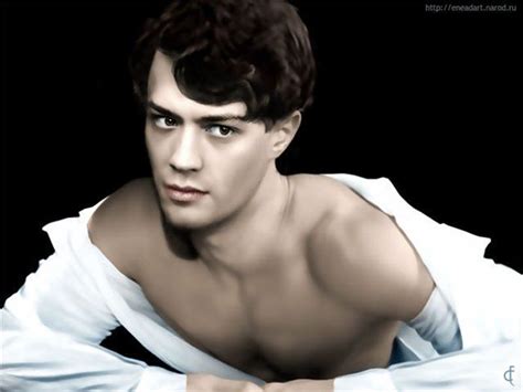 Best Images About Tom Riddle On Pinterest Lord Voldemort Bellatrix Lestrange And Ralph