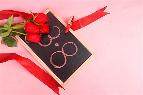 꽃다발 휴가 사진 휴일 축하 삼팔여신절 로맨틱 여성의 날 배경 일러스트 및 사진 무료 다운로드 Pngtree