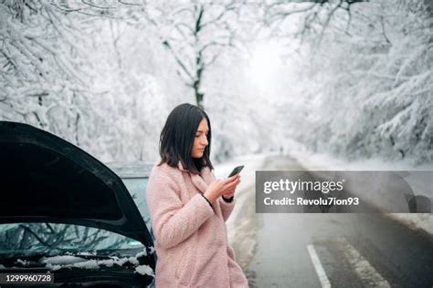 Winter Roadside Assistance Photos And Premium High Res Pictures Getty