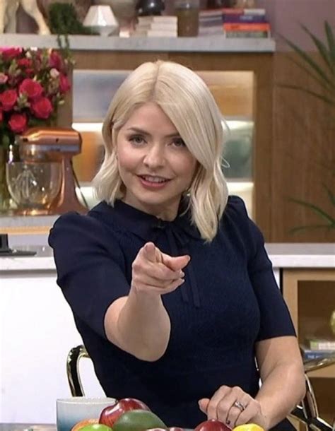 This Morning Viewers React To Holly Willoughby S Emotional Return To