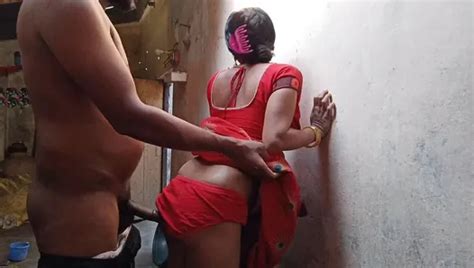Padosan Bhabhi Ki Mast Chudai Jaldi Mai Gaand Mar De Indian Aunty Ki Standing Position Mai