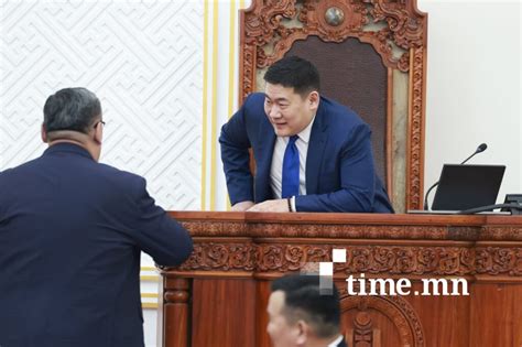 Ерөнхий сайд Л Оюун Эрдэнэд “Итгэл хүлээлгэх тухай” тогтоолын төсөлд засгийн газрын томоохон