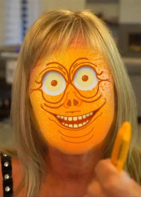 Big Jill Before Makeup Scrolller