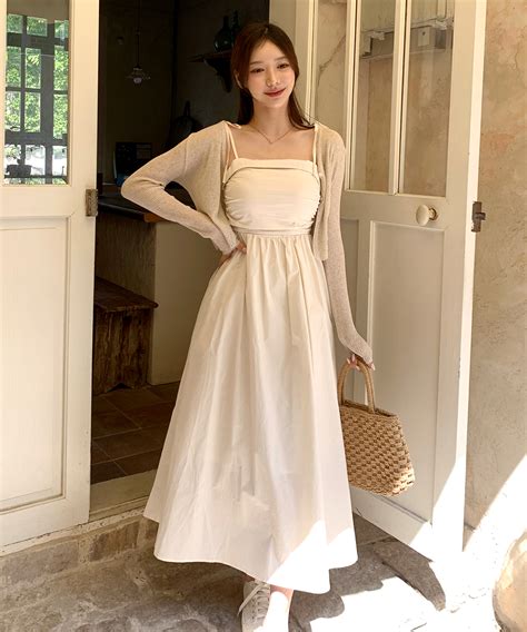 클래식블랑 끈조절밴딩 브이엔 여름 스퀘어넥 나시 롱 원피스 휴양지룩 바캉스룩