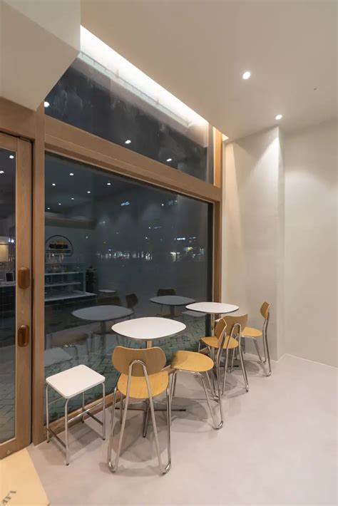 초록색 타일 컬러로 포인트 모던한 분위기 10평 샌드위치 인테리어 세종