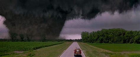 Twister Ending Explained What Is Dorothy 1996 Movie Plot Summary