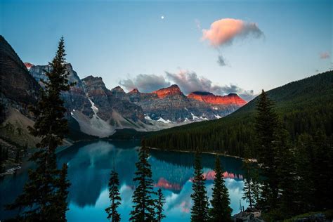 Valley Of Ten Peaks Hd