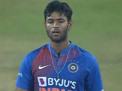 Ind Vs Nz Shivam Dube Brutally Trolled On Twitter After Bowling Most