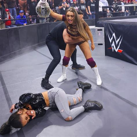 Wren Sinclair Wrensinclairwwe • Instagram Photos And Videos