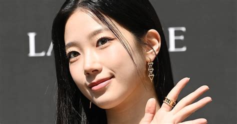 르세라핌 카즈하 눈 속에 별이 들었어[엑s Hd포토]