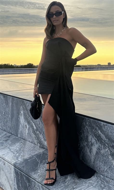 Julia Wieniawa Narkiewiczs Feet