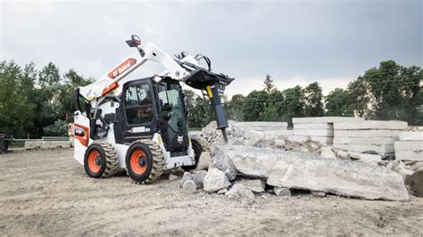 New Compact Telehandler And Powerful Loaders From Bobcat Farm Contractor Large Scale Farmer
