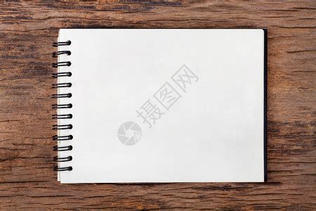 木背景上的空白记事本高清图片下载 正版图片502824920 摄图网
