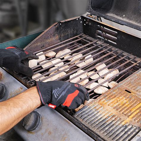 세심한 복구 작업을 통한 낡고 녹슨 바비큐 그릴 청소 🍔 세심한 복구 작업을 통한 낡고 녹슨 바비큐 그릴 청소 🍔 By 5 분 Tricks