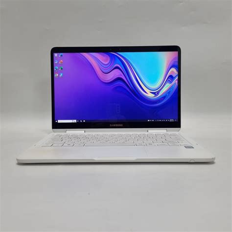 삼성 노트북 터치스크린 S펜 테블릿모드 980g 헬로마켓