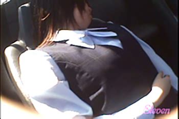 爆睡営業車で激寝の美女にはマン毛が生えているのか パンティの中を拝見してみた ヒロインの裸