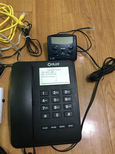 PLDT Modem Router Telephone Unit With Caller Id Set Computers Tech Office Business