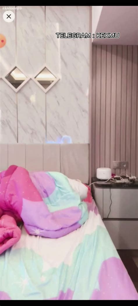 Nikita Mode Bugil Omek Dildo Nungging Binal