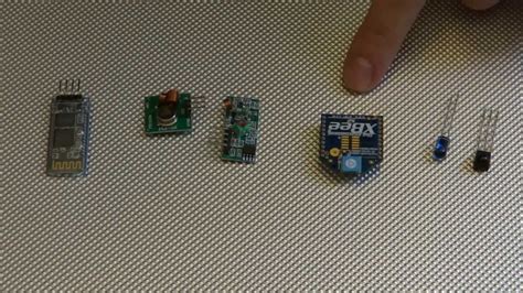 Arduino E La Comunicazione Wireless By Robotprojects Youtube