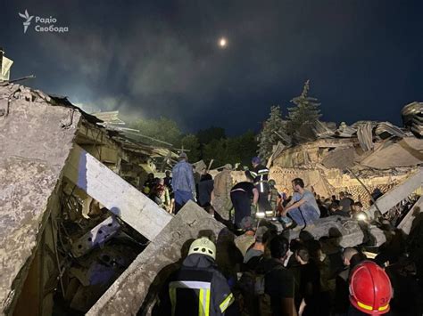 Наслідки ракетної атаки на Краматорськ вісім загиблих та 56 поранених ФОТО ПІК ПІК