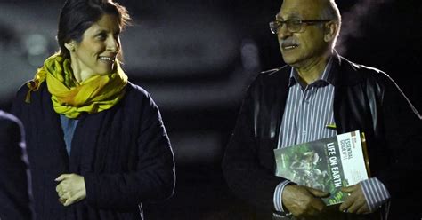 Двоє громадян Великобританії які були звільнені іранським режимом прибули до Англії Infobae