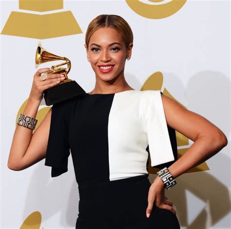 Beyonc Plastic Surgery Did The Singer Lighten Her Skin