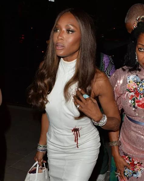 Naomi Campbell Sends Fans Wild As She Goes Topless For X Rated Bedroom Selfie Mirror Online