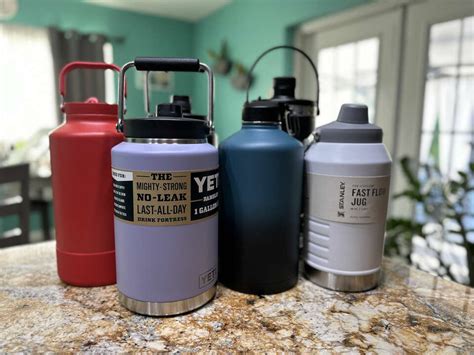 The Best Gallon Water Bottles Of 2026
