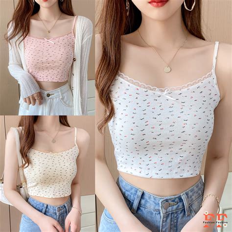 ‼️พร้อมส่ง ราคาถูก‼ เสื้อครอปคอแต่งลูกไม้ สายเดี่ยว ลายดอกไม้จิ๋ว 3 สี Fashion2fashion Thaipick