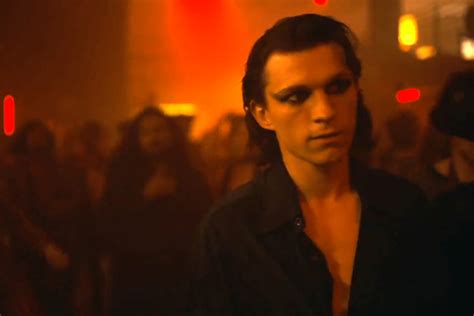 Tom Holland Goes Viral For Performing Intense Gay Sex Scene In The Crowded Room Marca