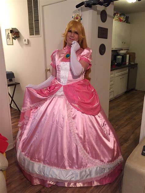 Princess Peach Cosplay 5 By Pianomanjojo On Deviantart