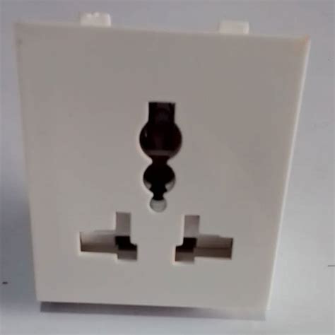 White Plastic 16a Universal Socket At ₹ 150piece In Mumbai Id