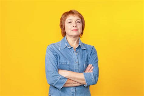 780 Fotos Bilder Und Lizenzfreie Bilder Zu Beautiful 60 Year Old