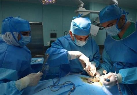 دختر ۱۴۰ کیلیویی قربانی زیبایی اندام شد مشرق نیوز