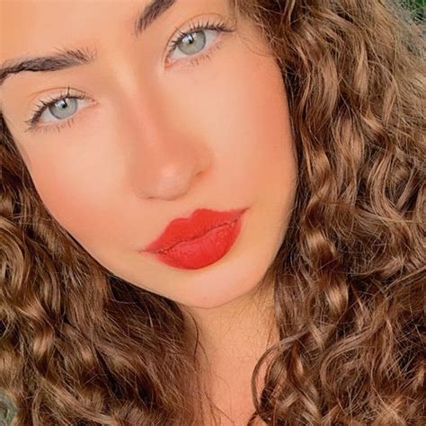 Lira Carolina Liracarolinaa On Threads