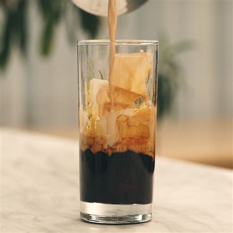 줄서서 먹는다는 버블티의 끝판왕~ 흑당버블티