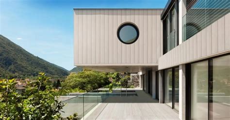 Millboard Smoked Oak Cladding Elegant And Durable Millboard Smokedbyewe