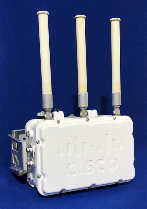 Used Cisco AIR CAP1552E A K9 Access Point AIR ANT2547V N Antennas Mount Brackets UBB Threads