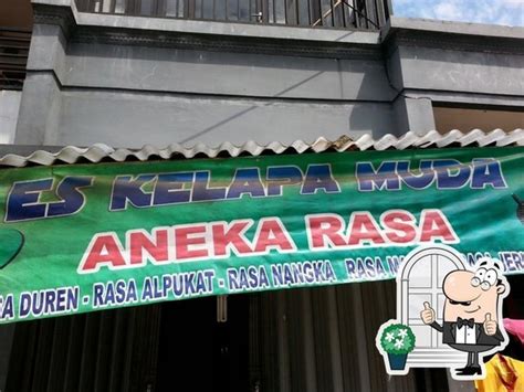 Menu At Es Kelapa Muda Aneka Rasa Restaurant Depok Jl Mjh Moch Gobel No10